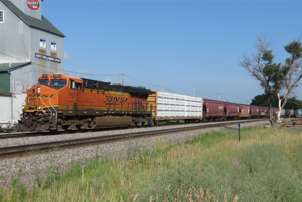 BNSF 7911 East